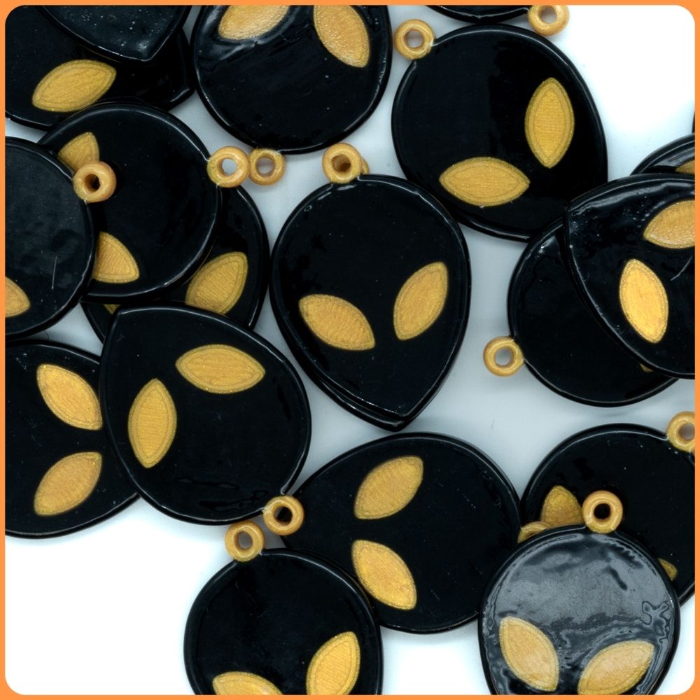 Black Alien Custom Bead Charms - Good For Jewelry, Kandi Rave Bracelet ...